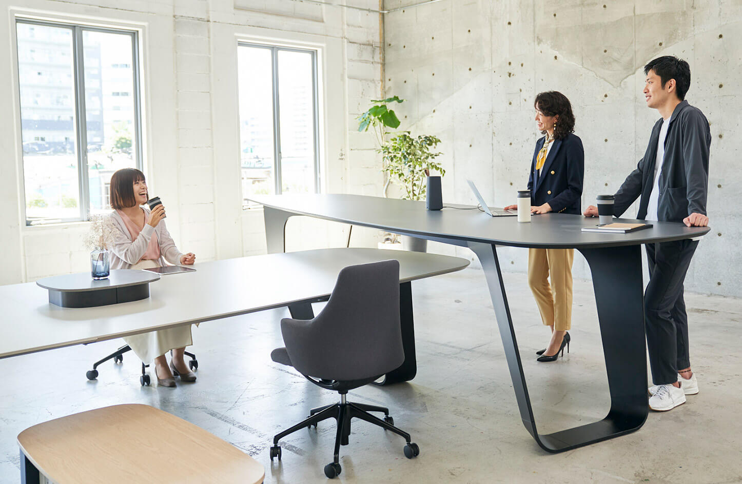 Work Carrier[ワークキャリアー]｜株式会社オカムラ