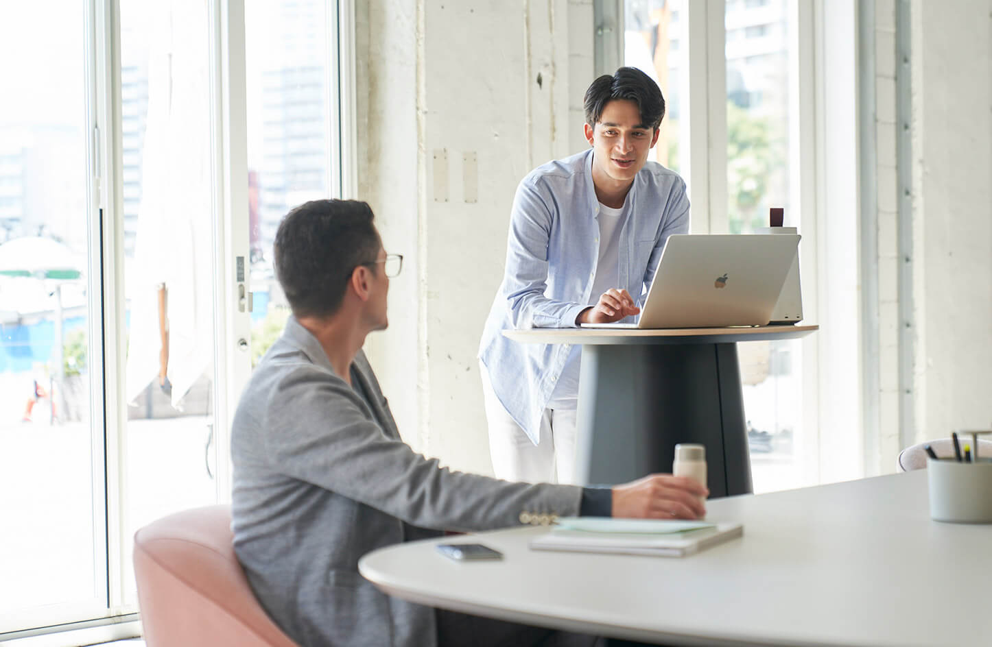 Work Carrier[ワークキャリアー]｜株式会社オカムラ