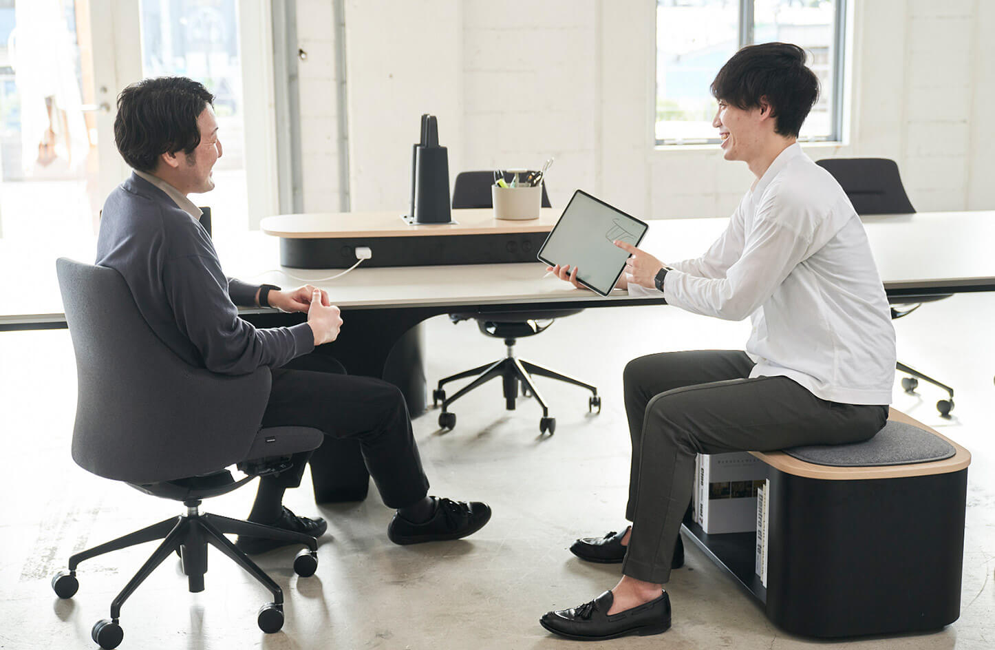 Work Carrier[ワークキャリアー]｜株式会社オカムラ